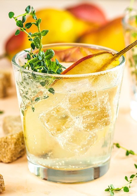 Signature Cocktails for Fall Weddings - Signature Cocktails for Autumn ...