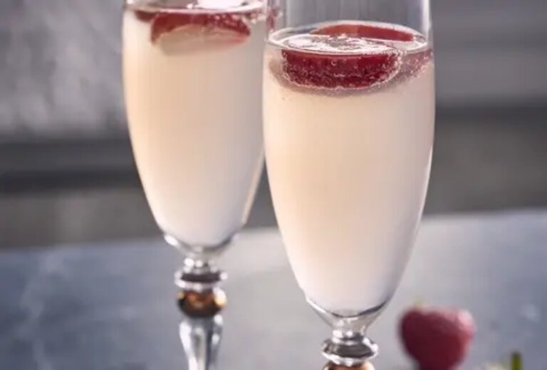 Sparkling Limoncello Cocktail Recipe | Total Wine & More