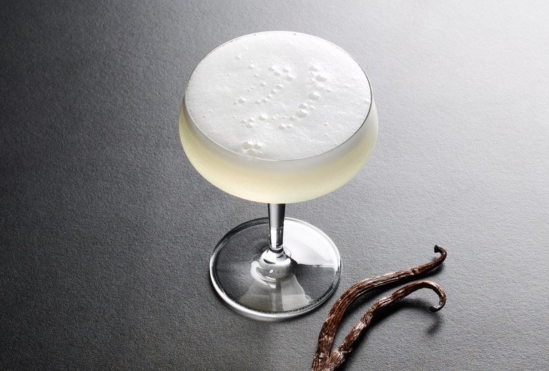 Crypto Cocktail Cocktail Recipe | Total Wine & More