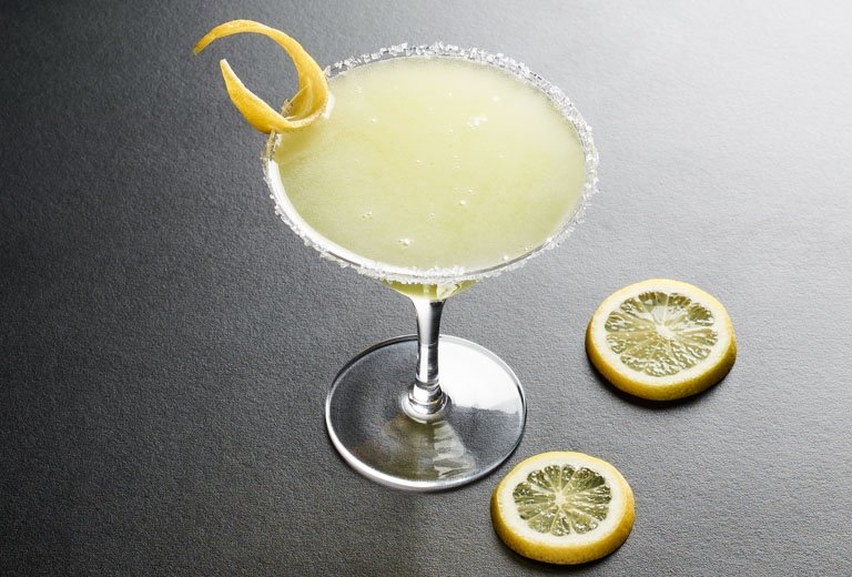 Lemon Meringue Cocktail Cocktail Recipe | Total Wine & More