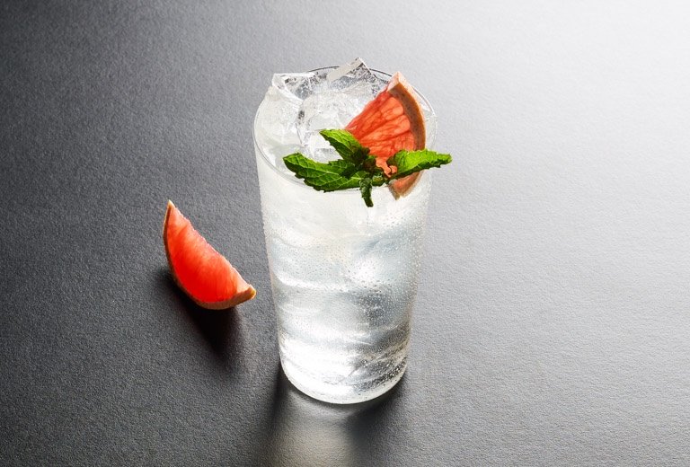 Grapefruit Lemonade Cocktail Recipe | Total Wine & More