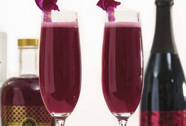 French Kiss Cocktail Recipe | Total Wine & More