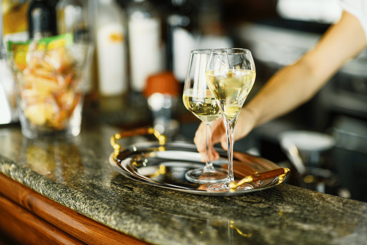 Prosecco Wine – Your Guide to Italy’s Favorite Bubbly | Total Wine & More