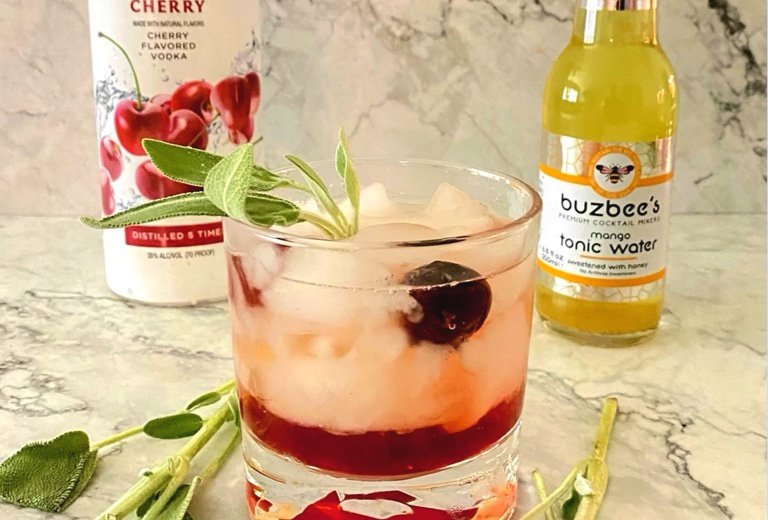 Fall Mango Spritz Cocktail Recipe | Total Wine & More