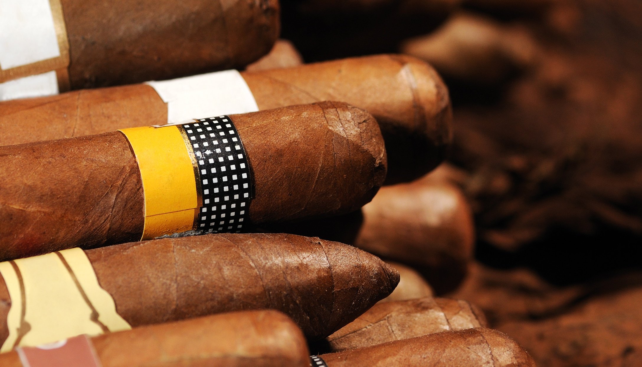Cigar Sizes, Shapes & Types Explained | Total Wine & More