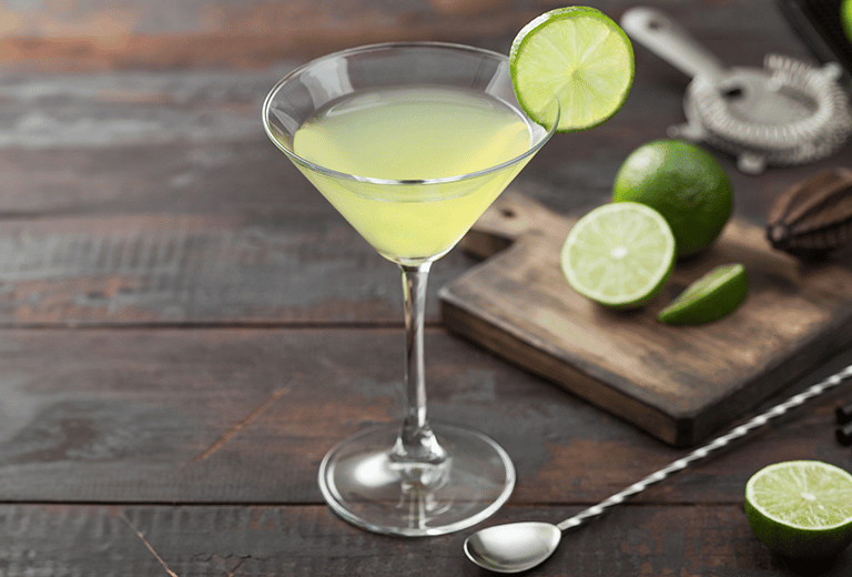 Green Tea Martini Cocktail Recipe | Total Wine & More
